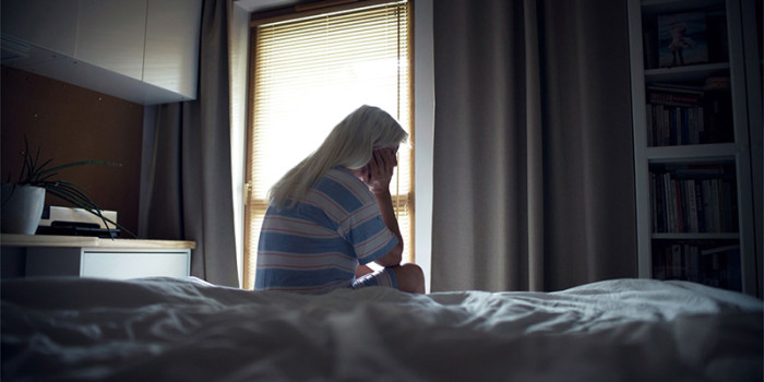 Wanneer en hoe behandel je chronische slapeloosheid? | H&W